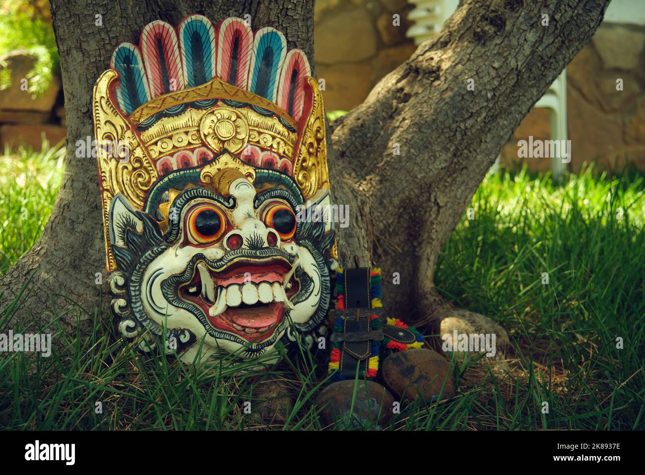Indonesian mask hi-res stock photography and images - Alamy