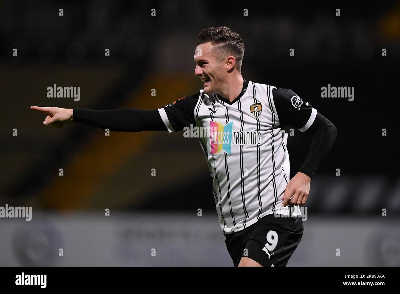 Notts county vs maidstone united hi-res stock photography and images ...