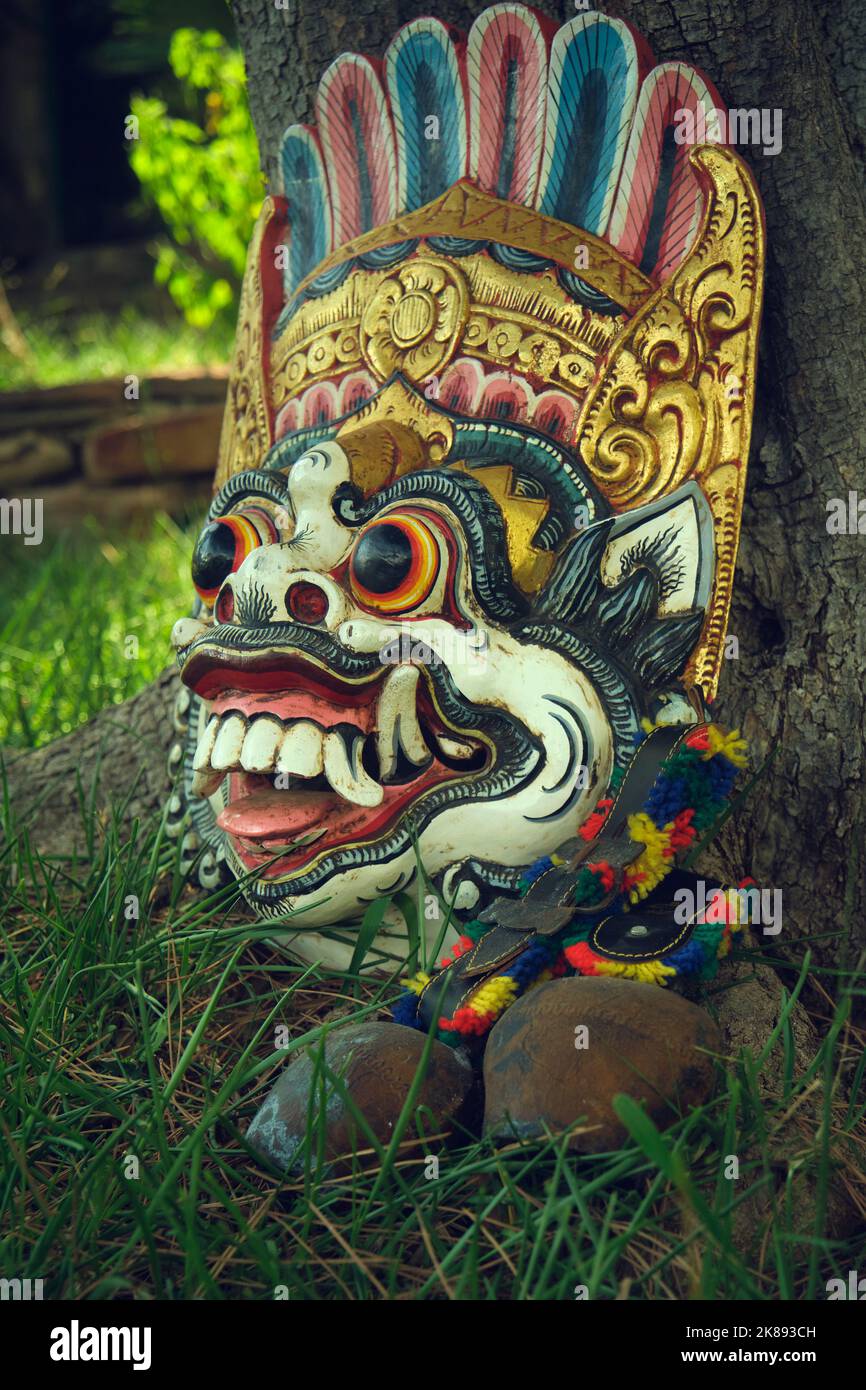 Indonesian mask hi-res stock photography and images - Alamy