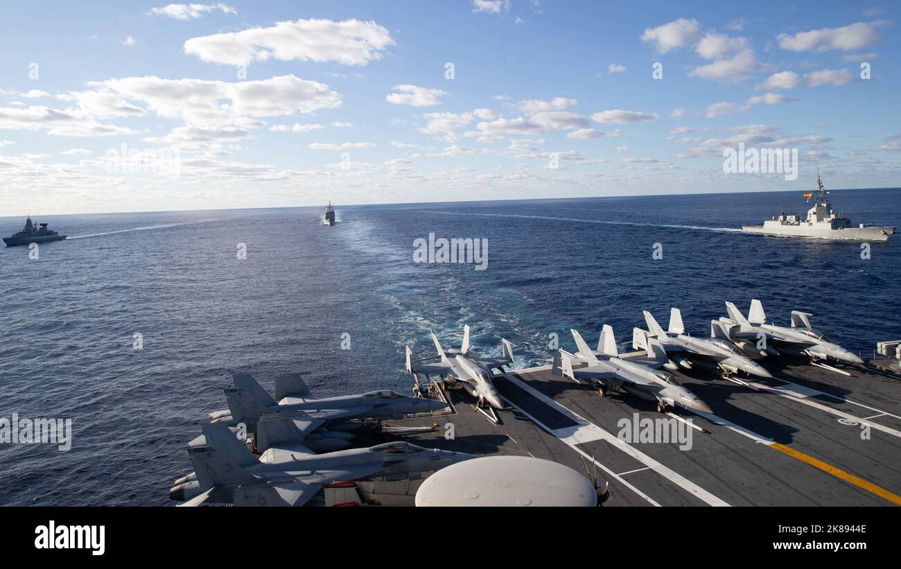 The first-in-class aircraft carrier USS Gerald R. Ford (CVN 78) steams ...