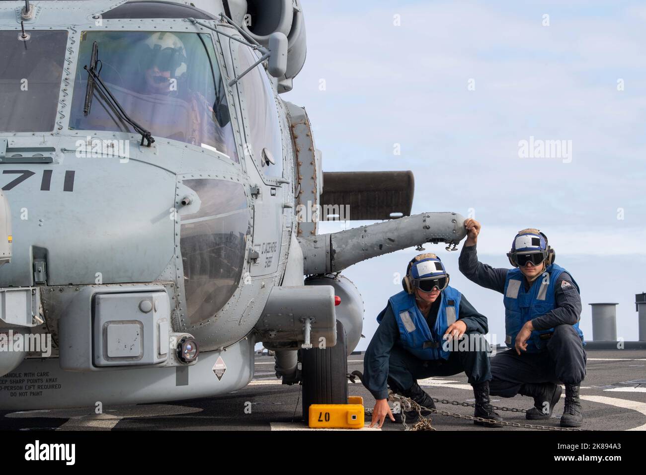 221016-N-SN516-2098 PACIFIC OCEAN (Oct. 16, 2022) U.S. Navy Boatswain's ...