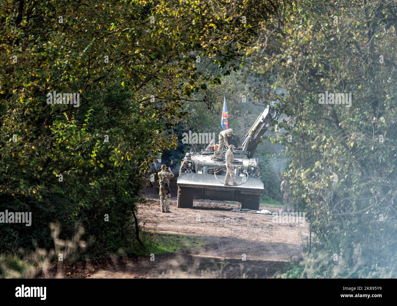 British army Challenger 2 CRARRV battle tank recovery and repair ...
