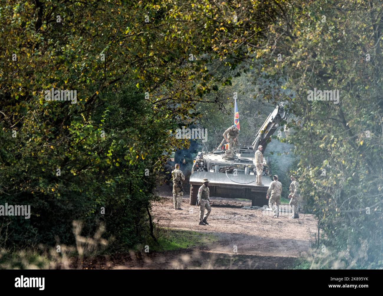 British army Challenger 2 CRARRV battle tank recovery and repair ...