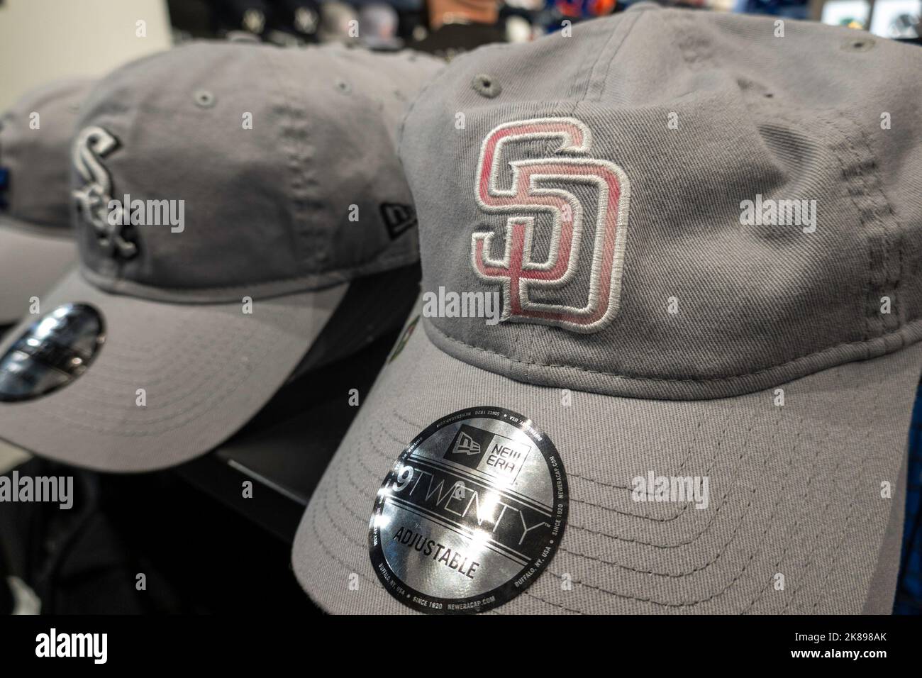 Major League Baseball flagship store in Rockefeller Center offers team ...