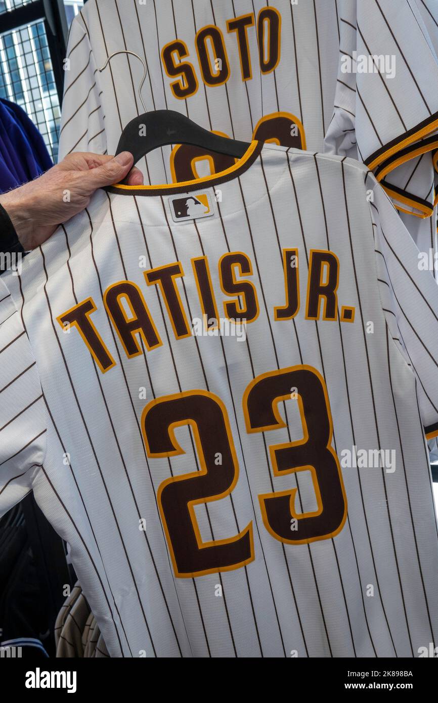 Major League Baseball flagship store in Rockefeller Center offers team ...