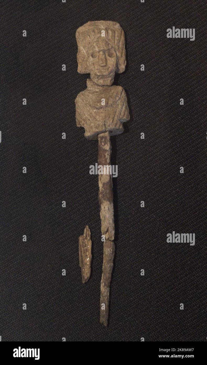 Roman needle for hair Stock Photo - Alamy