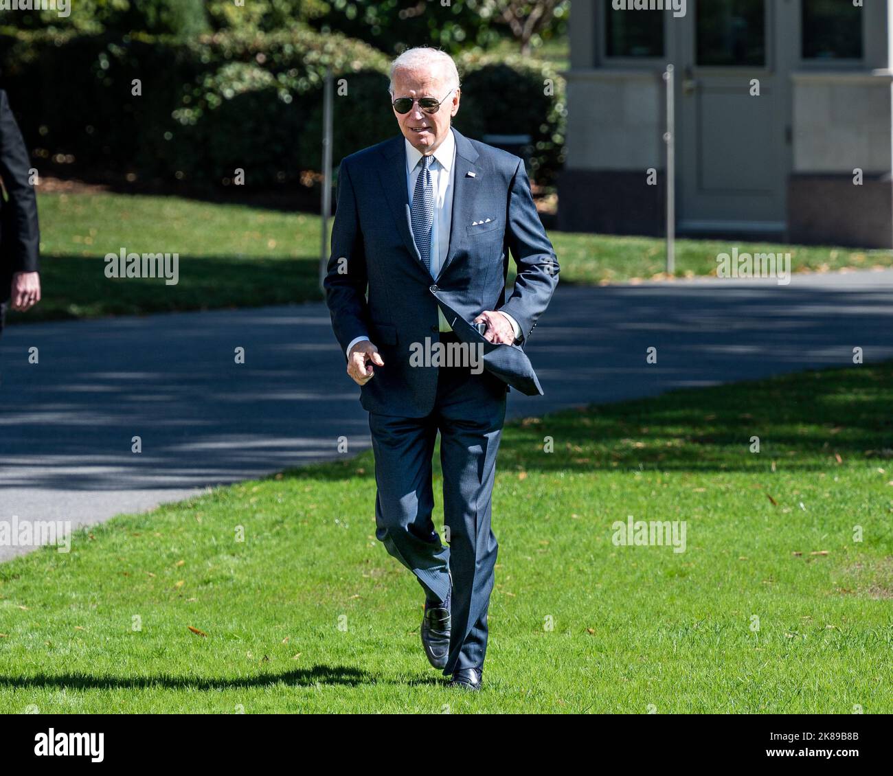 President jogging hi-res stock photography and images - Alamy