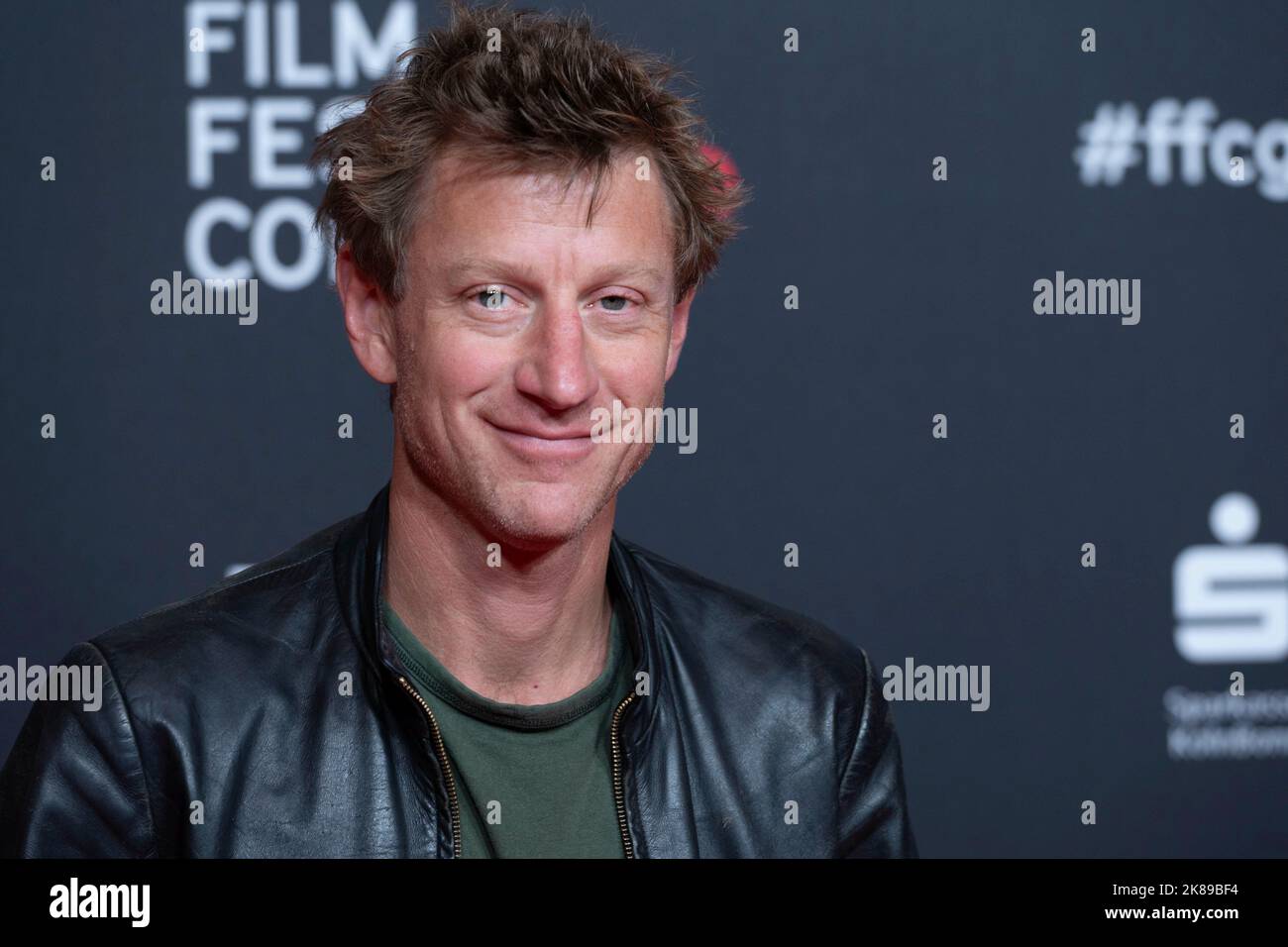 Cologne, Deutschland. 21st Oct, 2022. Maxim MEHMET, actor, red carpet ...