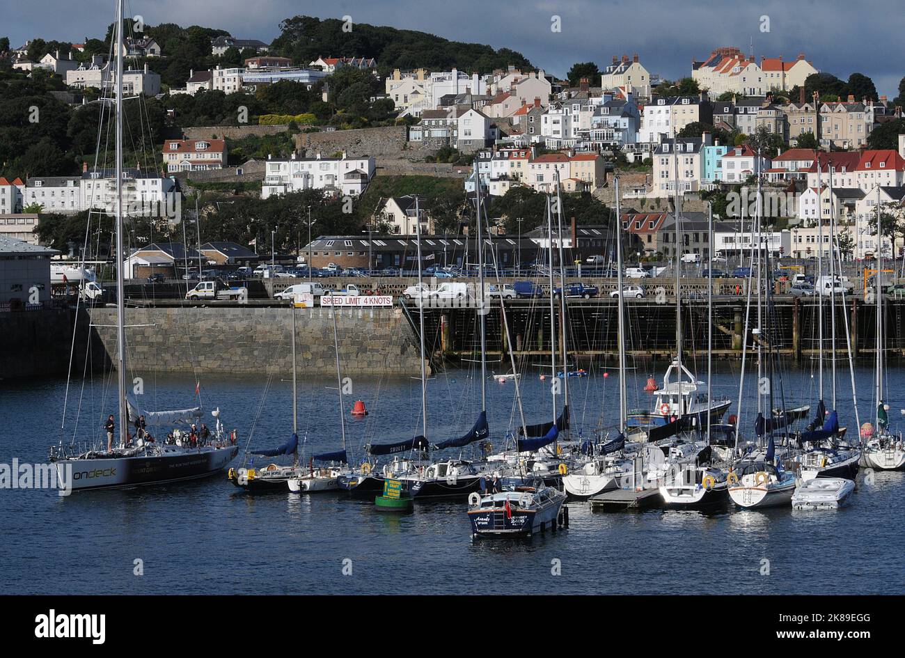 ST. PETER PORT, GUERNSEY. PIC MIKE WALKER,2011 MIKE WALKER PICTURES ...