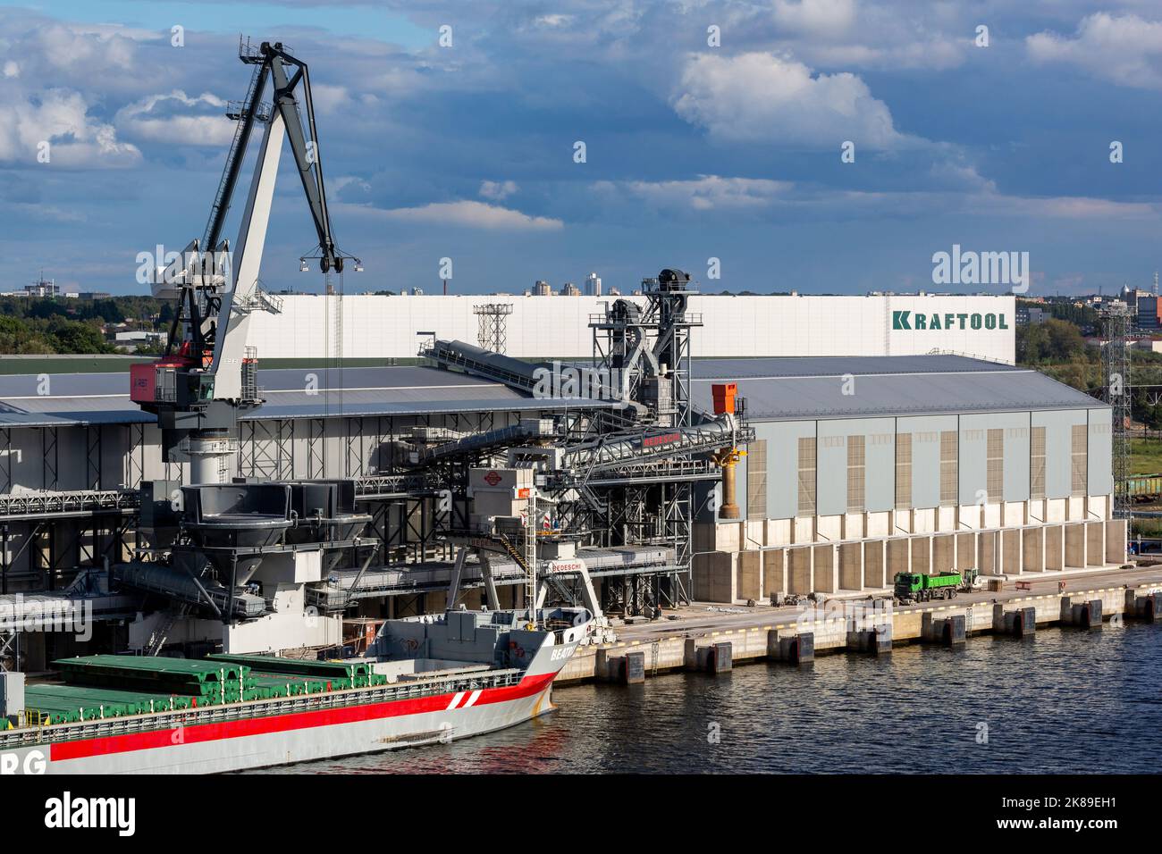 Bulk terminal hi-res stock photography and images - Alamy