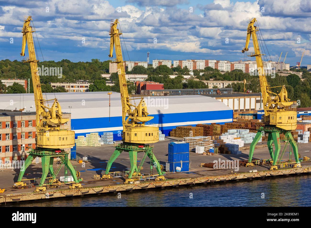 Mangali shipyard hi-res stock photography and images - Alamy