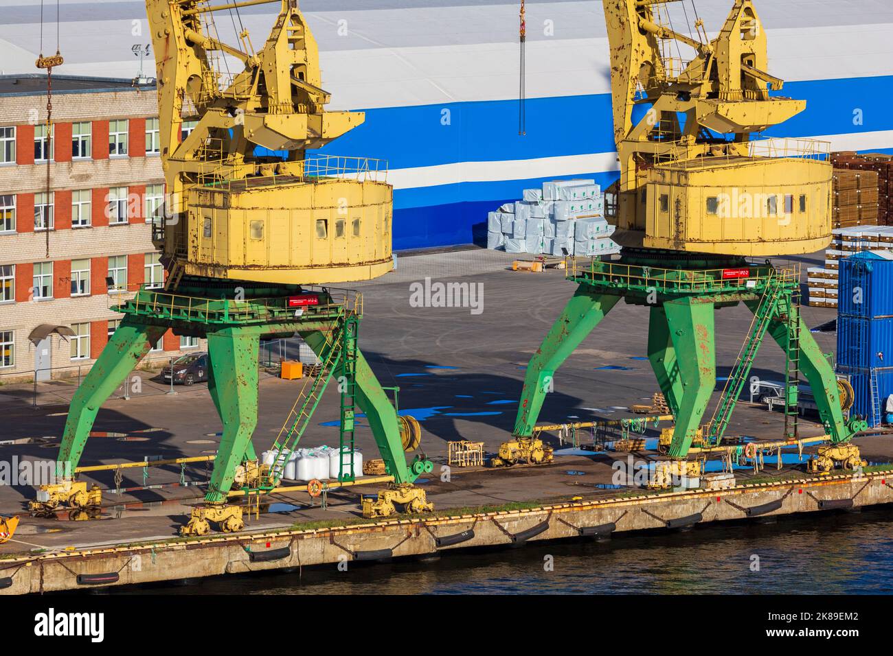 Mangali shipyard hi-res stock photography and images - Alamy