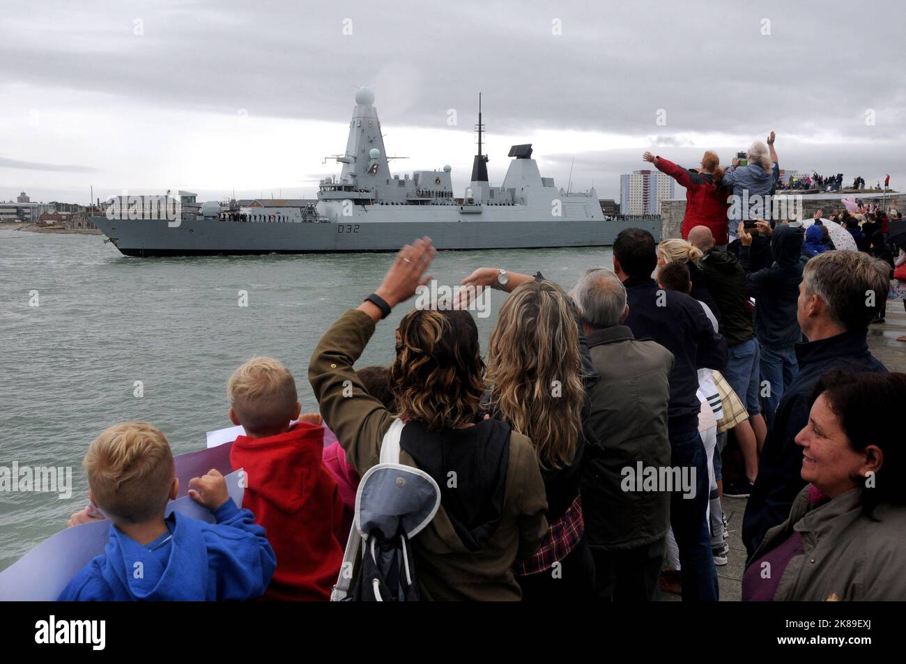 Crowds line the seafront at Portsmouth as HMS Daring leaves port. Pic ...