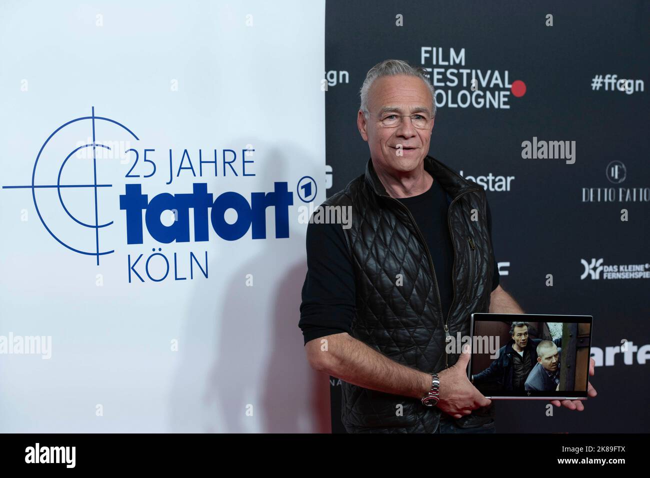 Cologne, Deutschland. 21st Oct, 2022. Klaus J. BEHRENDT, actor, red ...
