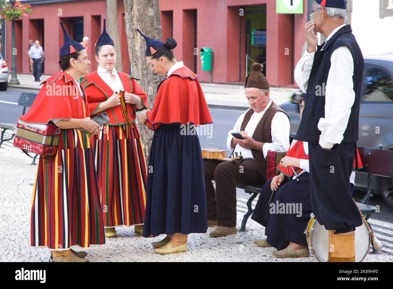 Portugal, Madeira, Funchal, fiesta, people, singing, dancing ...