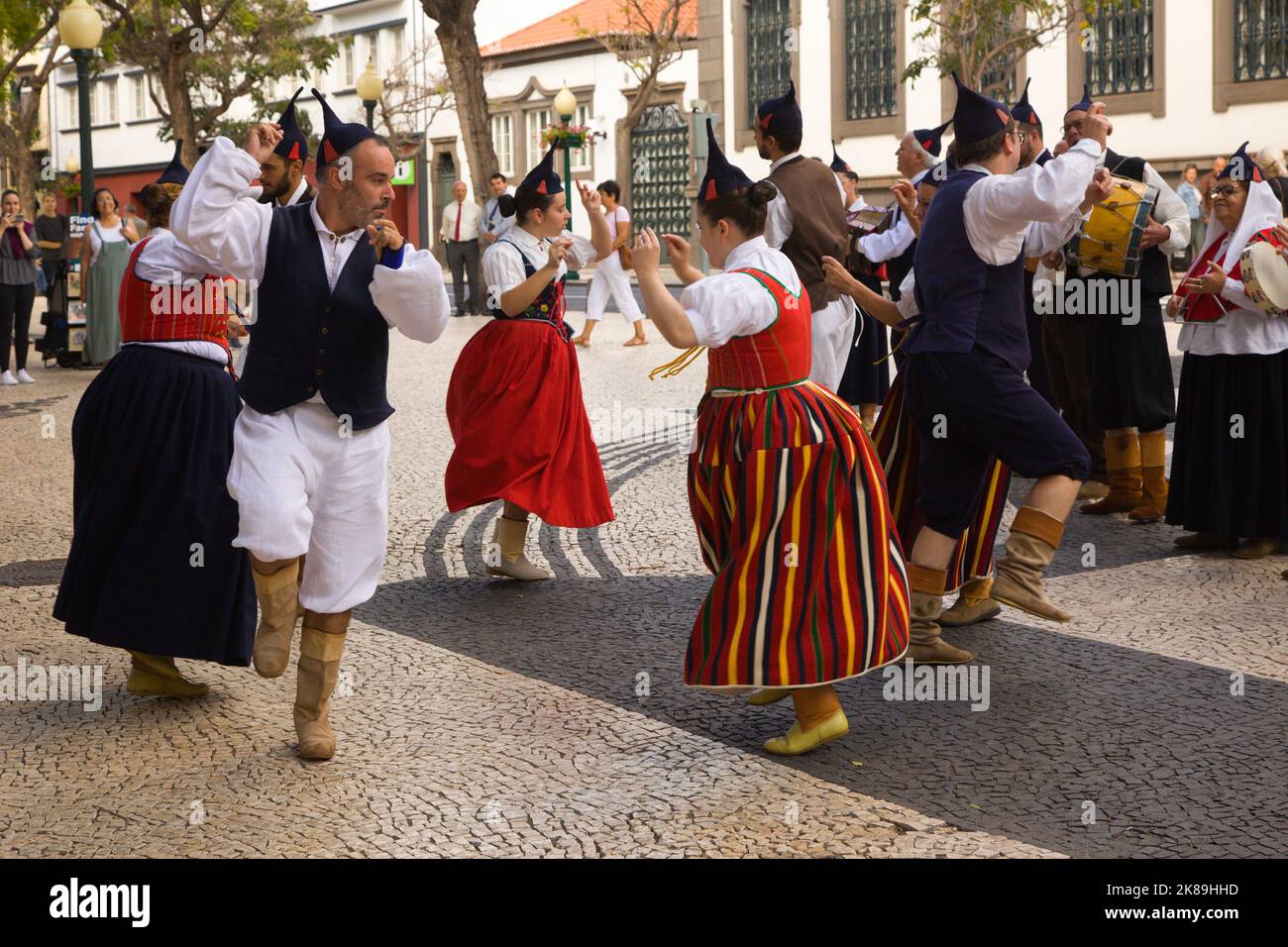 Portugal, Madeira, Funchal, fiesta, people, singing, dancing ...