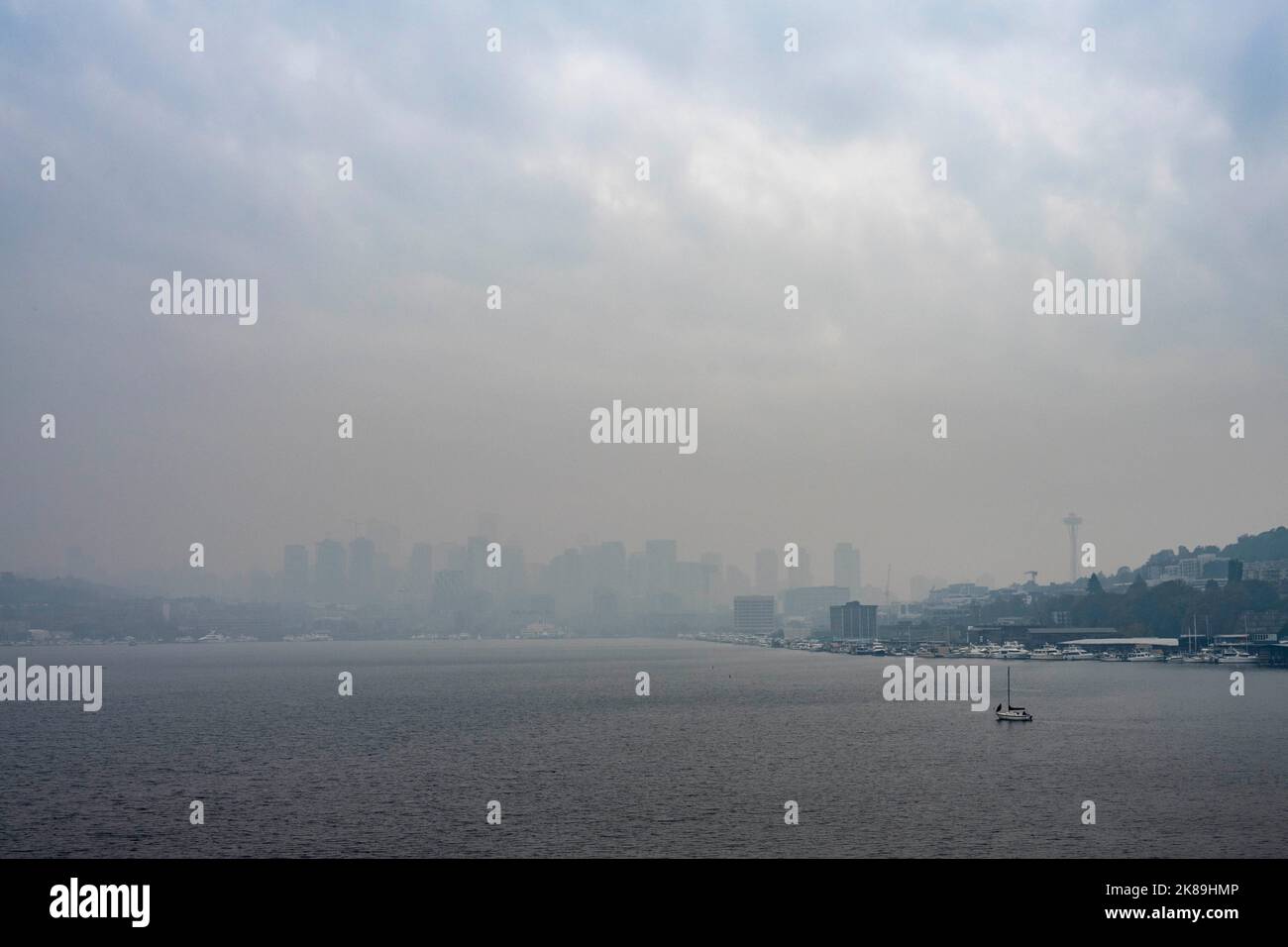 Seattle, Washington, USA. 20th Oct, 2022. Seattle Washington. Visitors ...