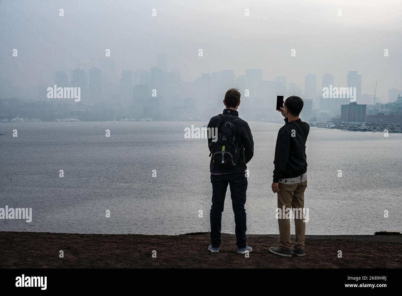 Seattle, Washington, USA. 20th Oct, 2022. Seattle Washington. Visitors ...