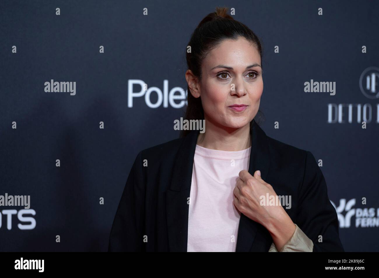 Cologne, Deutschland. 21st Oct, 2022. Sophie DAL, actress, red carpet ...