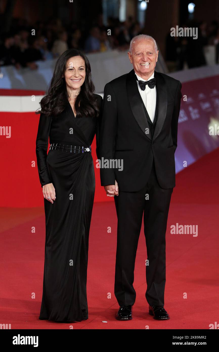 (l) Francesca De Stefano and (r) Santo Versace attend the red carpet of ...