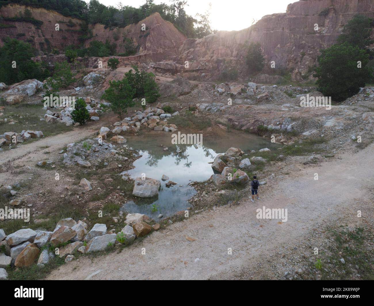 Flooded sand pit hi-res stock photography and images - Alamy