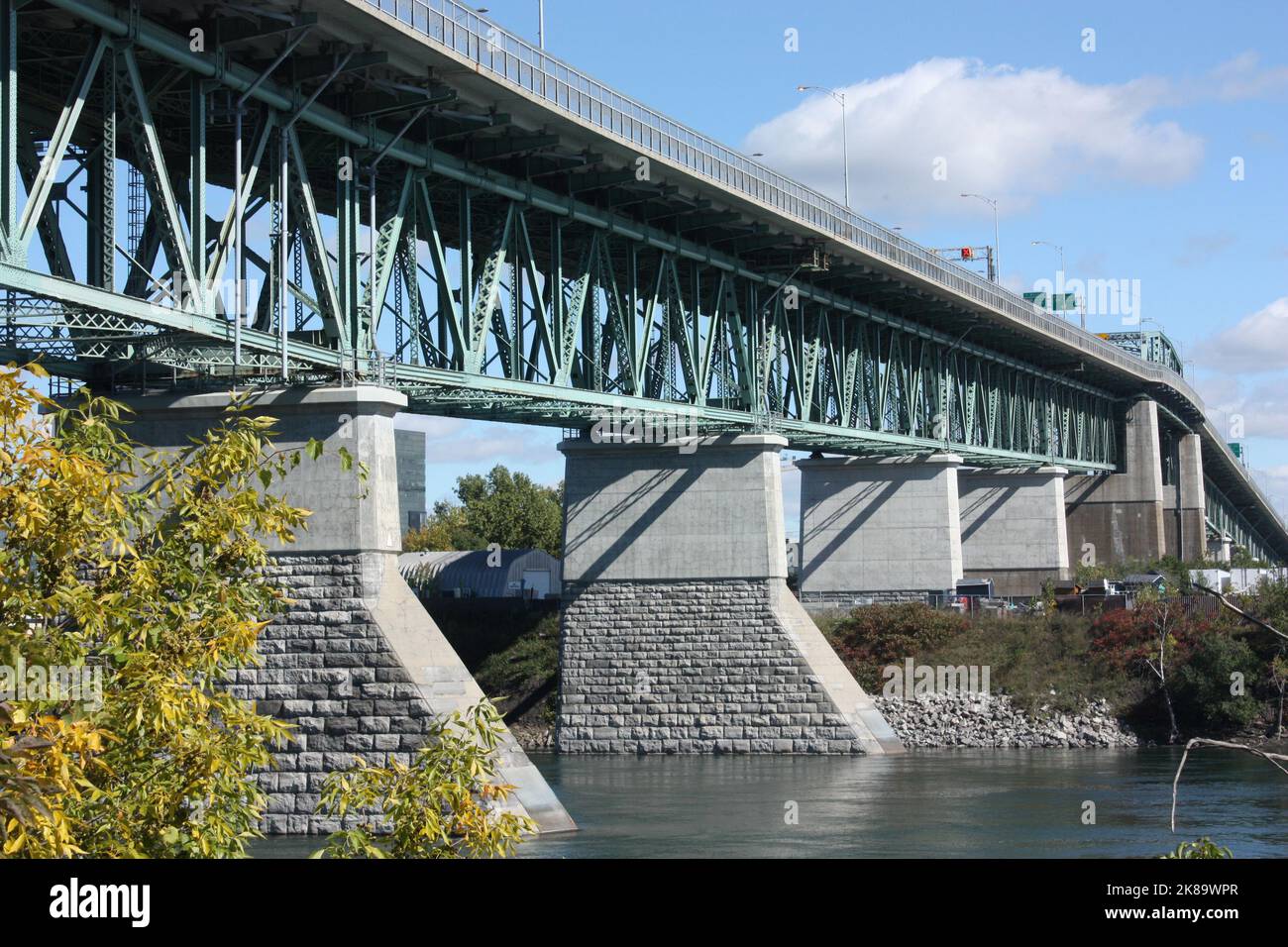 The Jacques Cartier Bridge seen from the Parc Jean Drapeau, Montreal ...