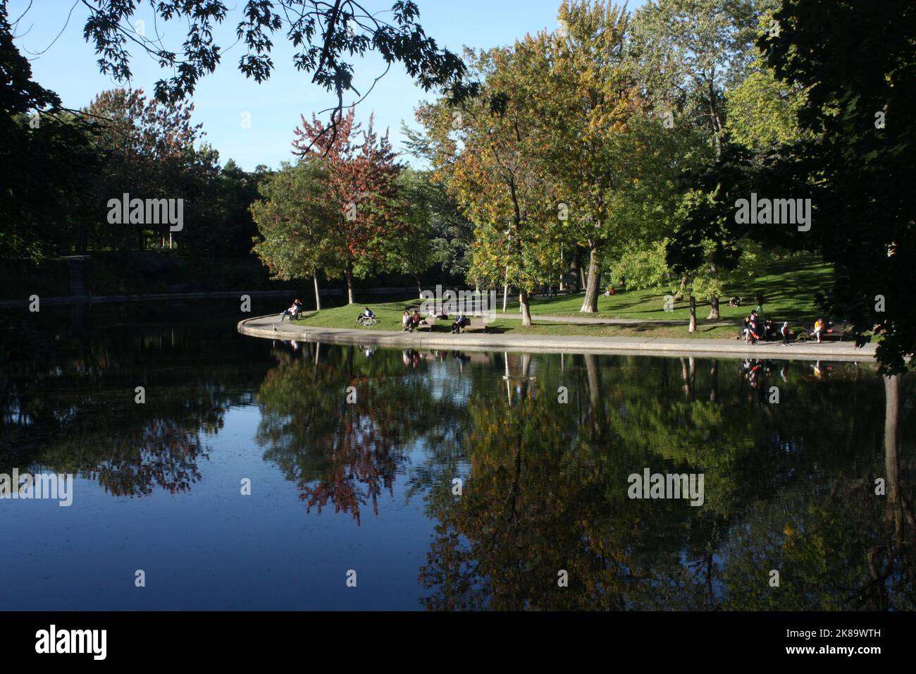 Lake in Parc La Fontaine, Montreal, Quebec, Canada Stock Photo - Alamy