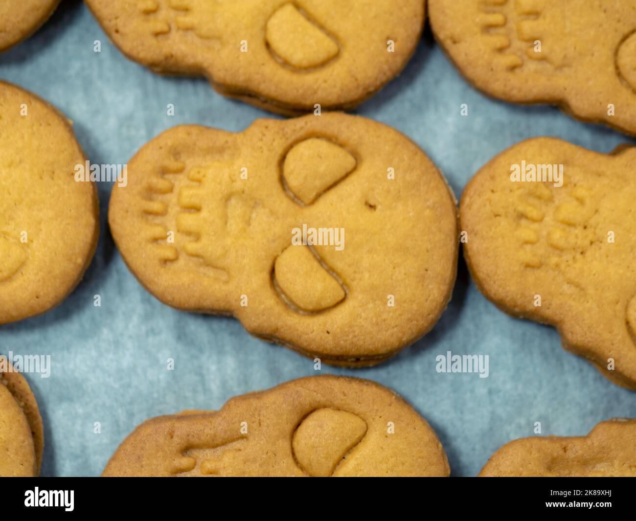 preparing sweet yellow cookies in the bakery Stock Photo - Alamy