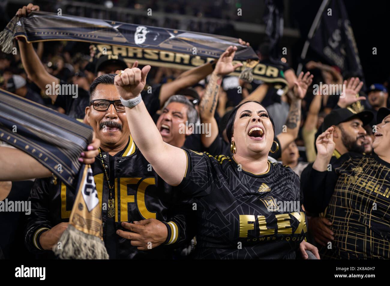 Galaxy lafc fans hi-res stock photography and images - Alamy