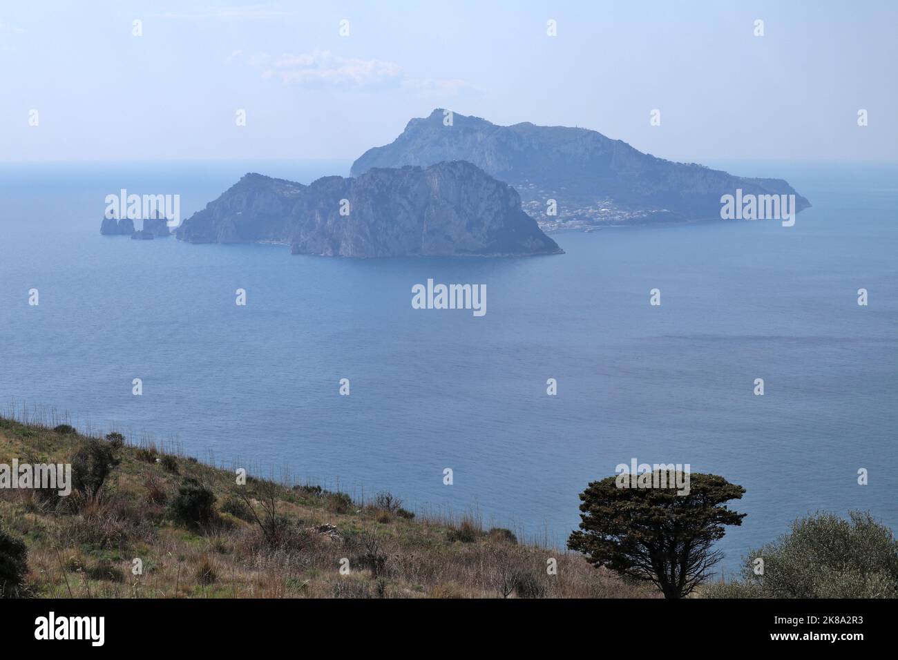 Massa Lubrense - Panorama dell'isola di Capri dal sentiero sul Monte ...