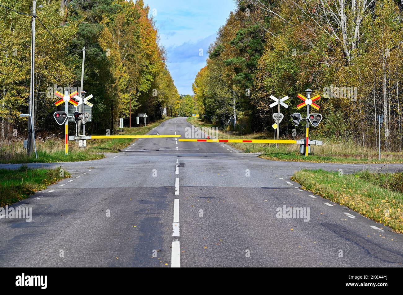 Railway roadblock hi-res stock photography and images - Alamy