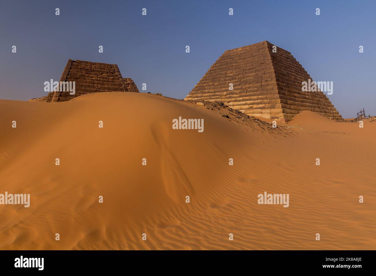 Pyramids of Meroe located in a desert of Sudan Stock Photo - Alamy