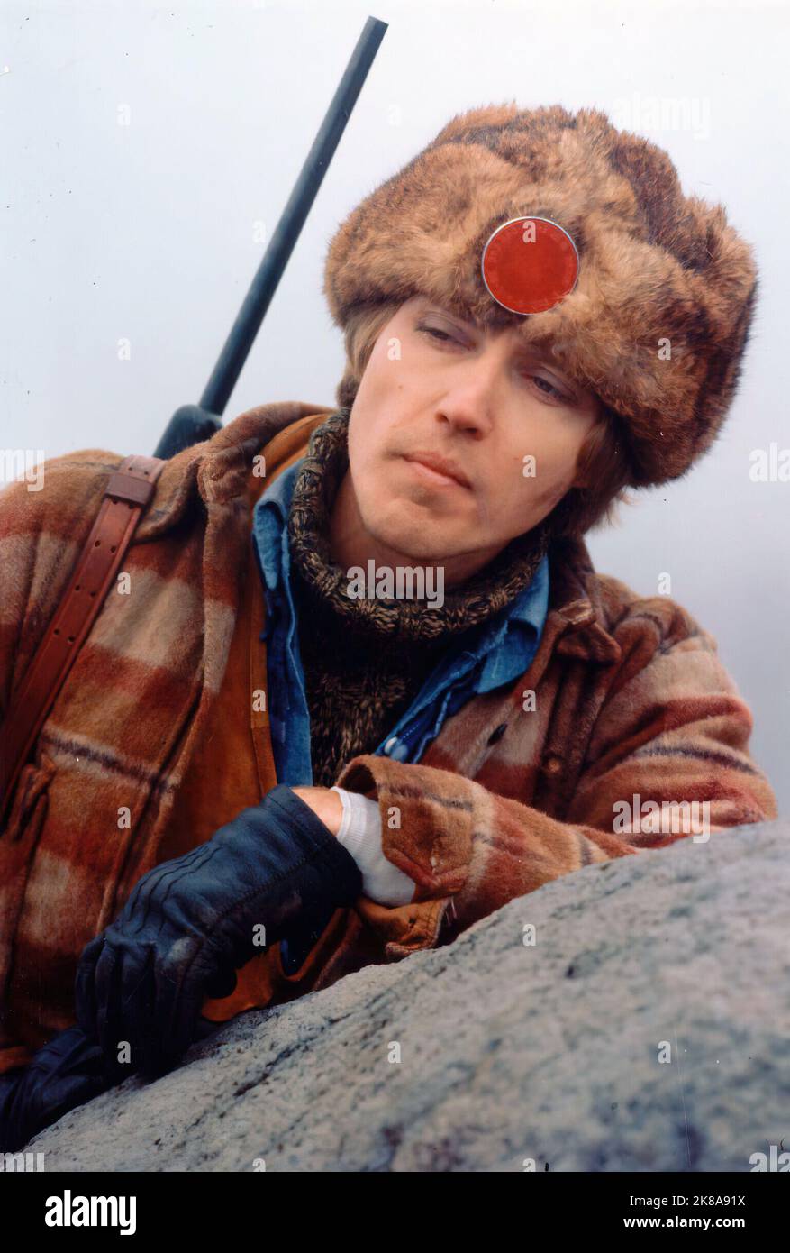 CHRISTOPHER WALKEN in THE DEER HUNTER (1978), directed by MICHAEL ...