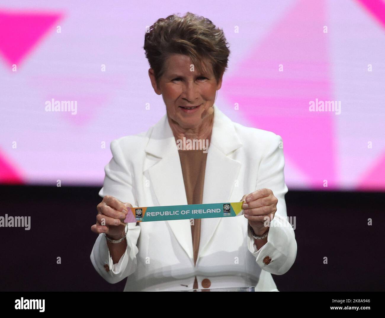 Julie dolan hi-res stock photography and images - Alamy