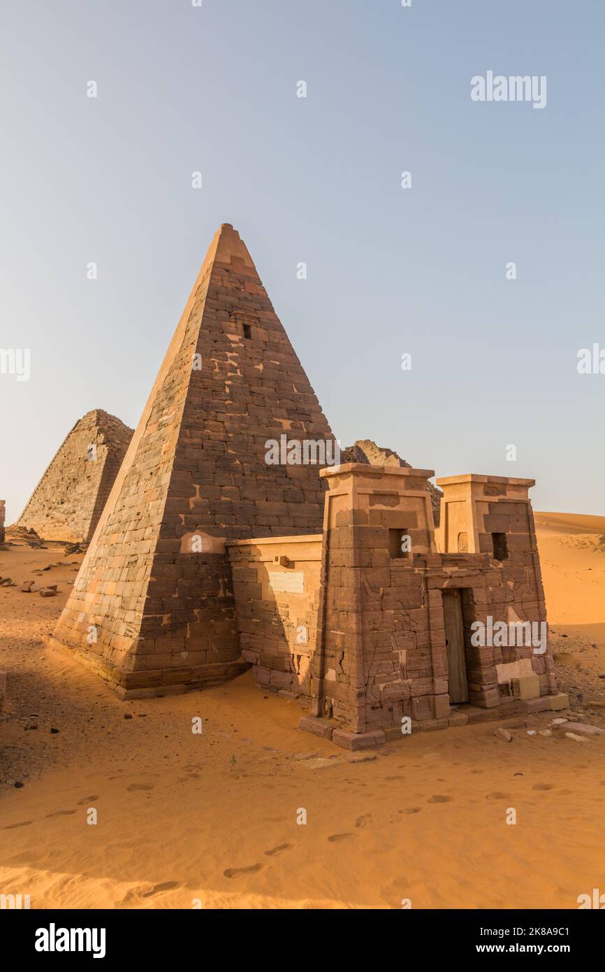 View of Meroe pyramids, Sudan Stock Photo - Alamy
