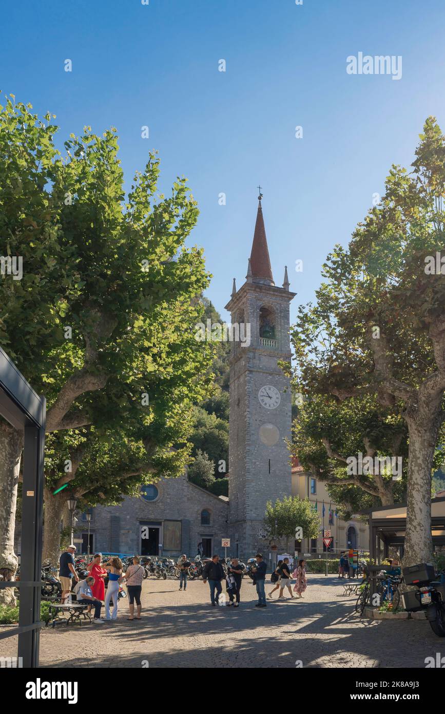 Varenna town Italy, view in summer of the Piazza San Giorgio in the ...