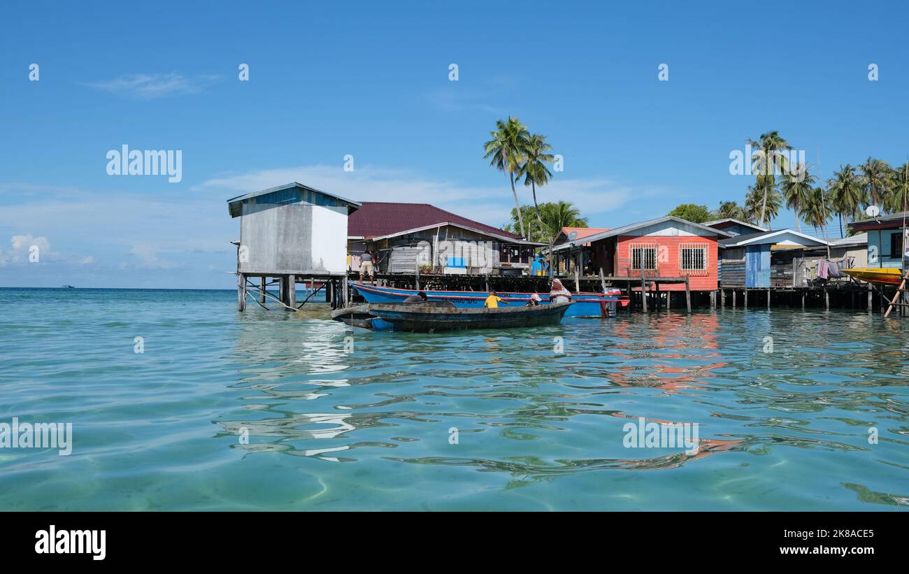 Omadal Island is a Malaysian island located in the Celebes Sea on the ...
