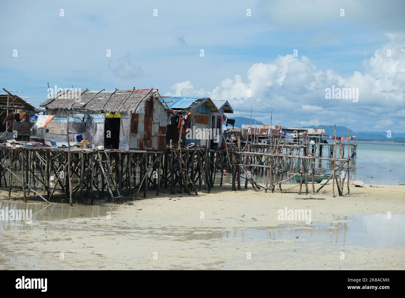 Omadal Island is a Malaysian island located in the Celebes Sea on the ...