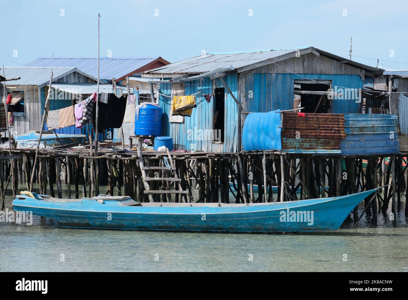 Omadal Island is a Malaysian island located in the Celebes Sea on the ...