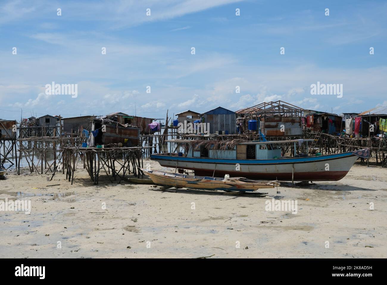 Omadal Island is a Malaysian island located in the Celebes Sea on the ...