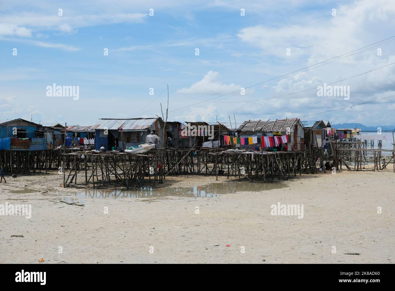 Omadal Island is a Malaysian island located in the Celebes Sea on the ...