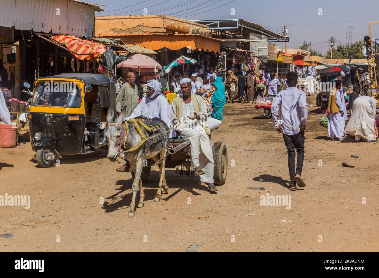 SHENDI, SUDAN - MARCH 6, 2019: View of a street in Shendi, Sudan Stock ...