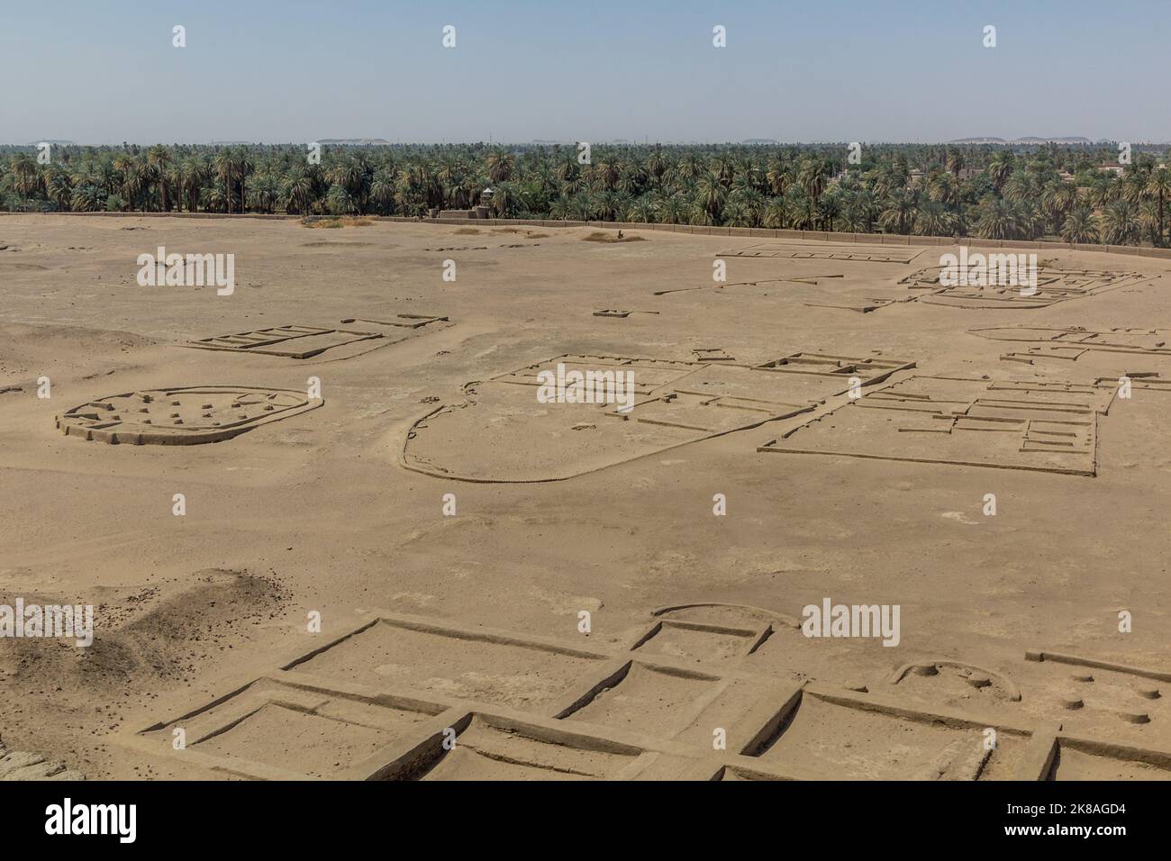 Kerma deffufa sudan kush nubia hi-res stock photography and images - Alamy