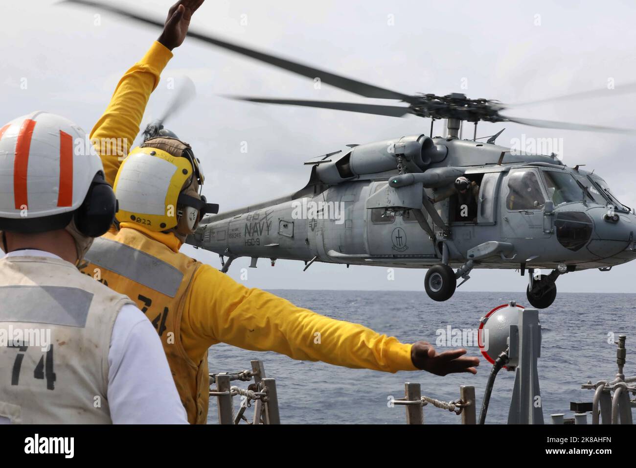 Atlantic Ocean. 12th Oct, 2022. Boatswains Mate 3rd Class Jehnncky ...