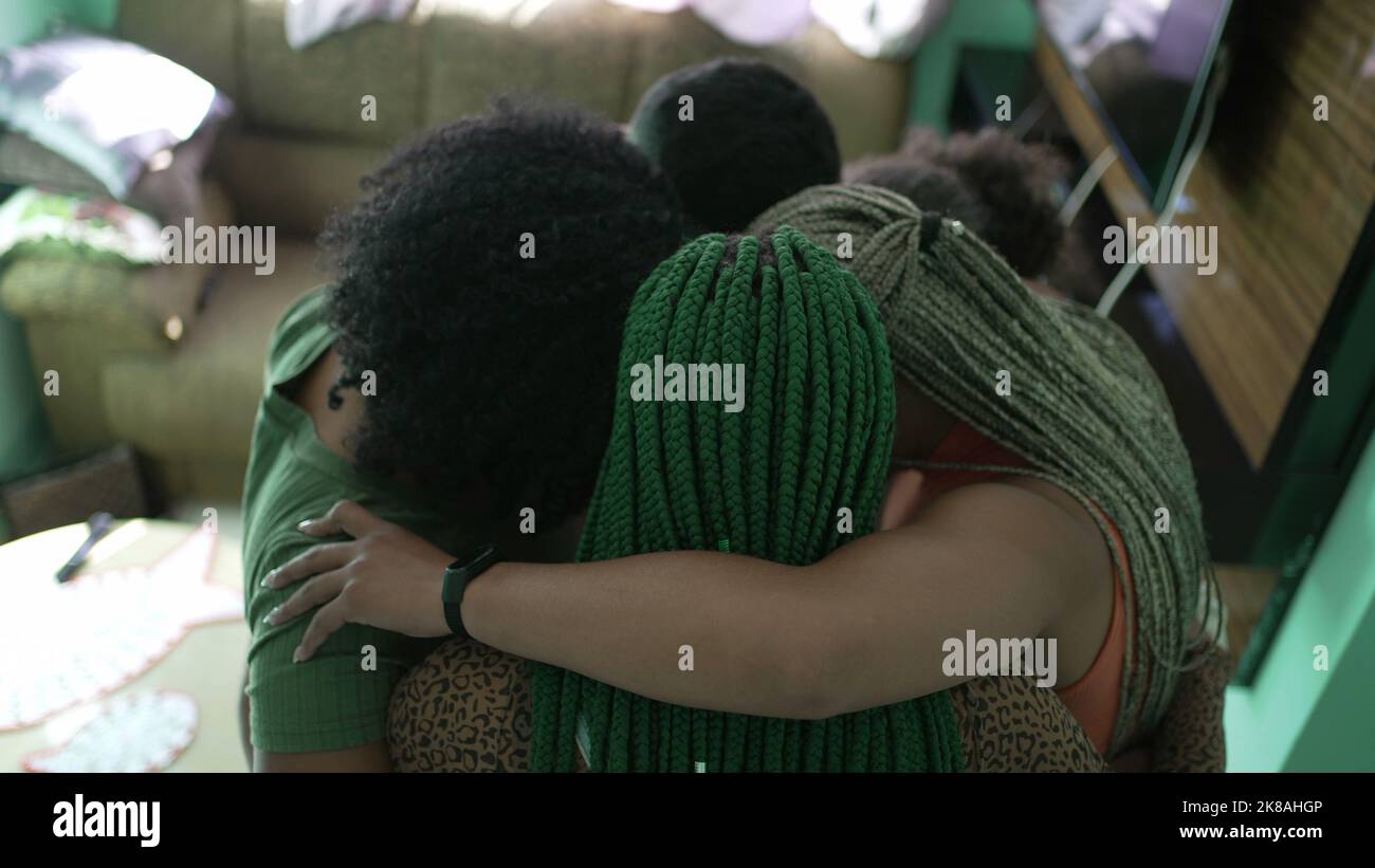 Group hug hispanic family hi-res stock photography and images - Alamy
