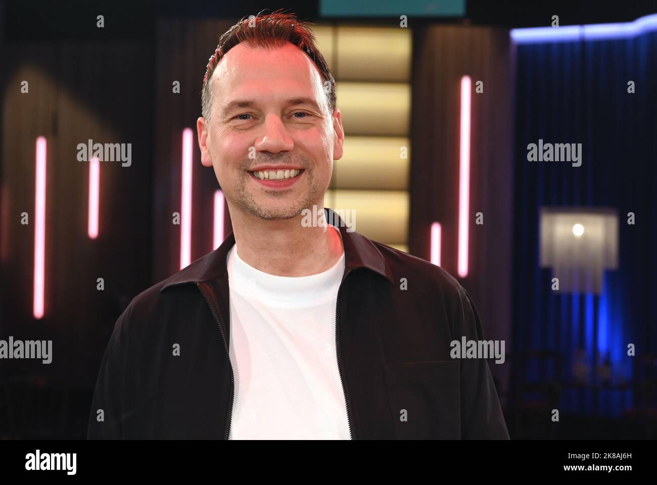 Cologne, Germany. 21st Oct, 2022. Author Sebastian Fitzek as a guest on ...