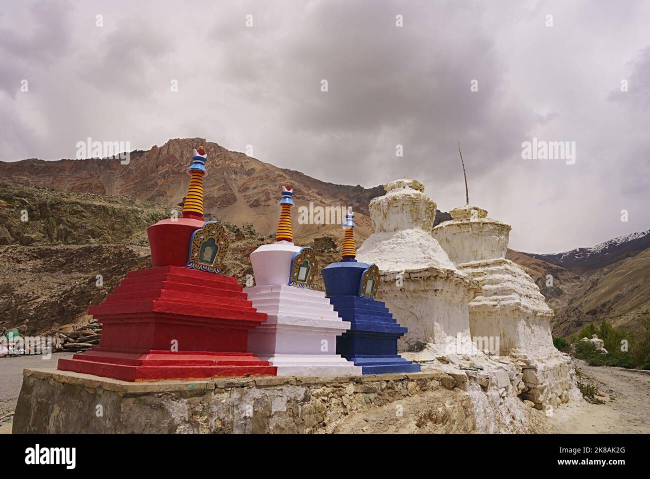 Chortens or shrines to Buddhist monks and saints in Zanskar Ladakh ...