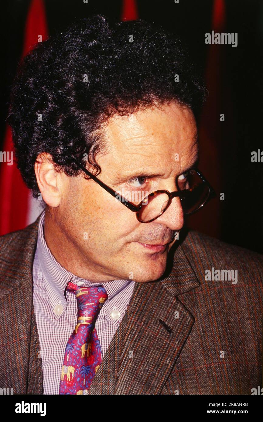 Jean-Pierre Cot (PS) attends anti-racist conference in Lyon, France ...