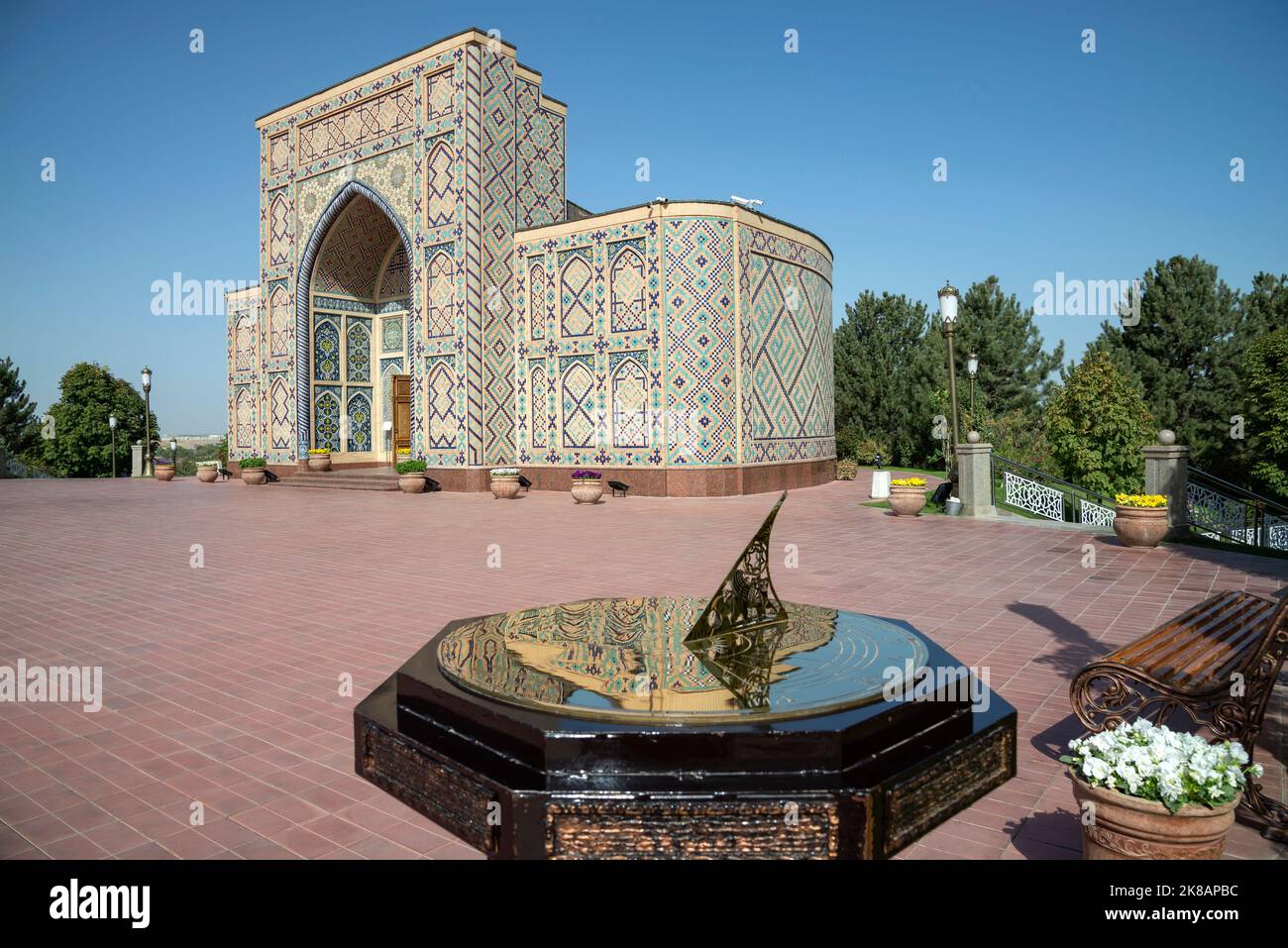 SAMARKAND, UZBEKISTAN - SEPTEMBER 13, 2022: Sundial on the background of the Ulugbek Observatory ...