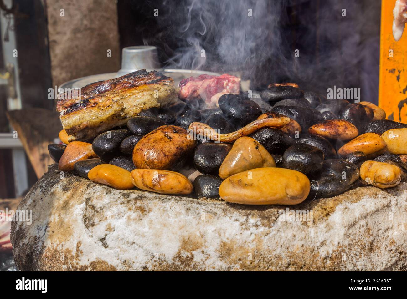 Meat sizzling hot stone hi-res stock photography and images - Alamy